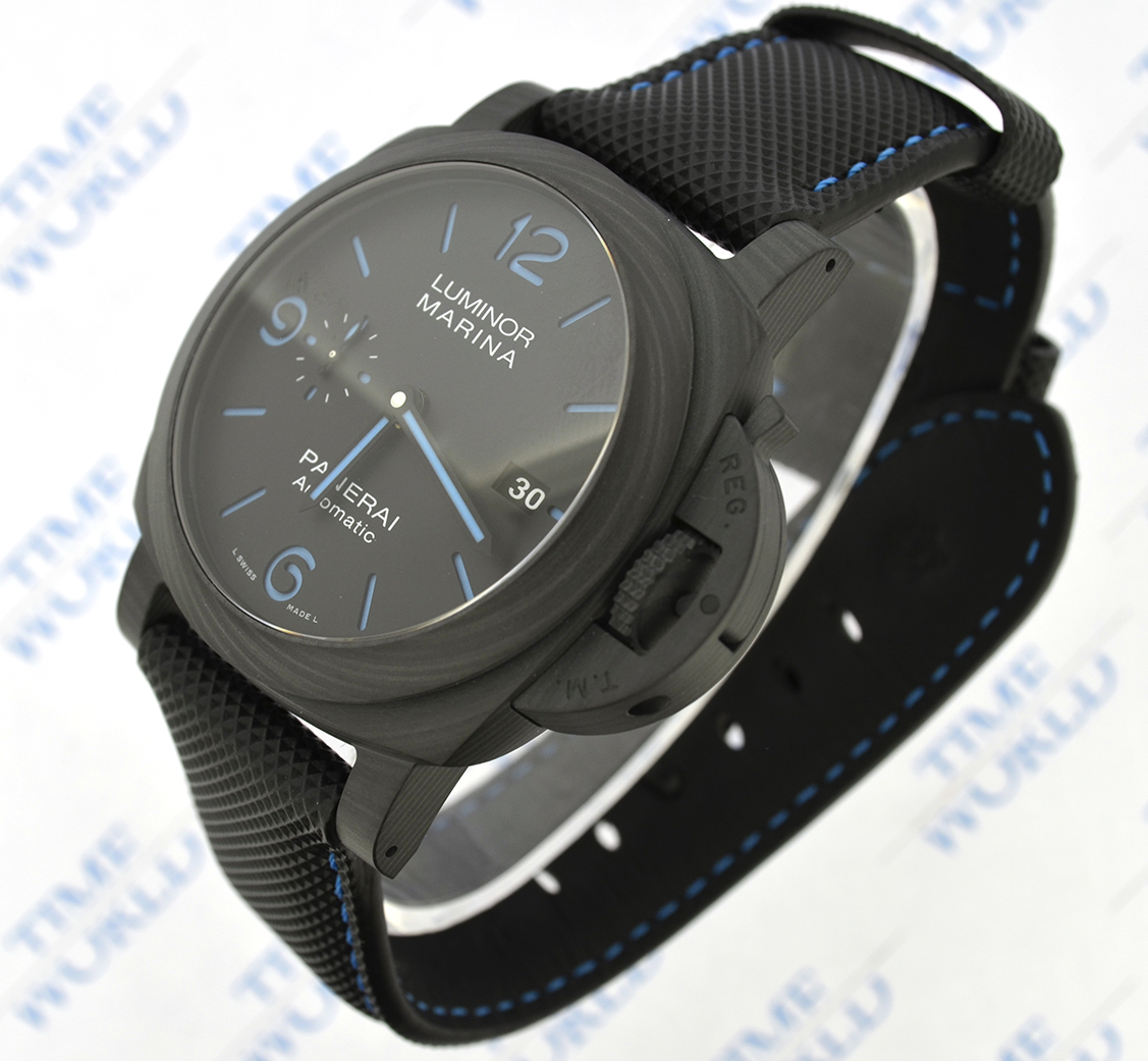 panerai-luminor-marina-44mm-carbotech-pam01661-02 - TimeWorld